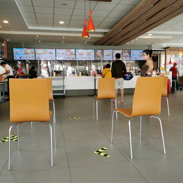 Jollibee Calaca - Calaca, Batangas