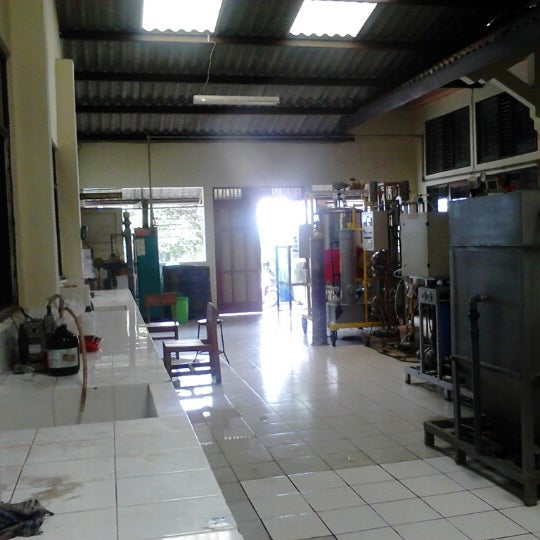 Laboratorium Pengolahan Limbah Teknik Kimia UNDIP - 2 tips from 30 visitors
