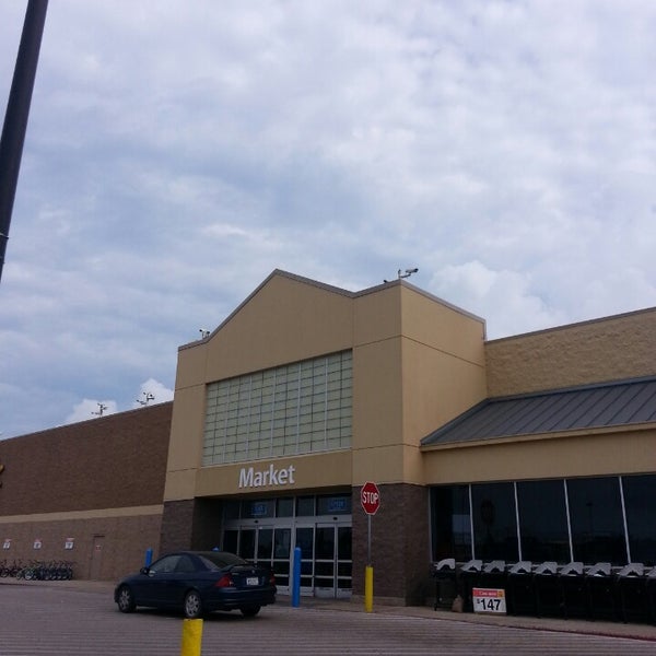 Photos at Walmart Supercenter - Downtown Pasadena - 12 tips from 606 ...