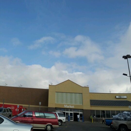 Photos at Walmart Supercenter - Downtown Pasadena - 12 tips from 606 ...