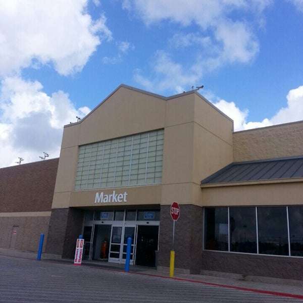 Photos at Walmart Supercenter - Downtown Pasadena - 12 tips from 606 ...