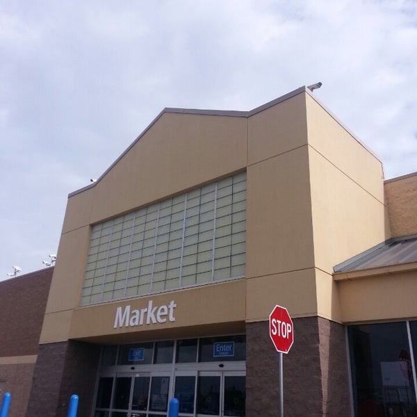 Walmart Supercenter - Downtown Pasadena - 12 tips from 605 visitors