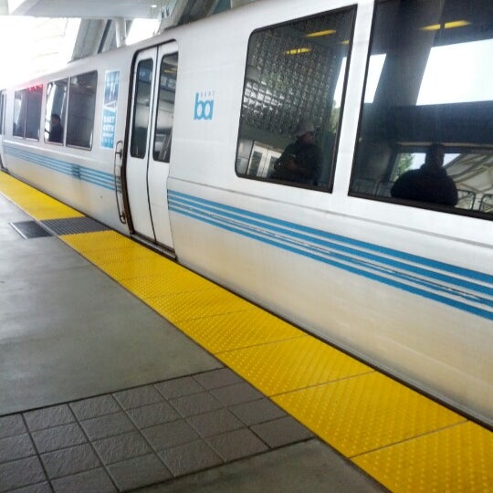 Millbrae BART Station - 73 tips from 12380 visitors