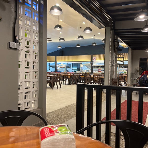 Restoran Selera Tepi Sungai - 74 tips