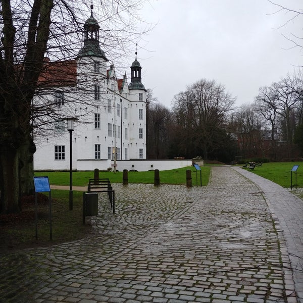 Ahrensburg - Hamburg, Hamburg