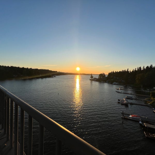 East Channel Bridge - 2 tips