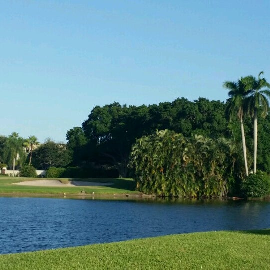 Atlantis Country Club - 190 Atlantis Blvd