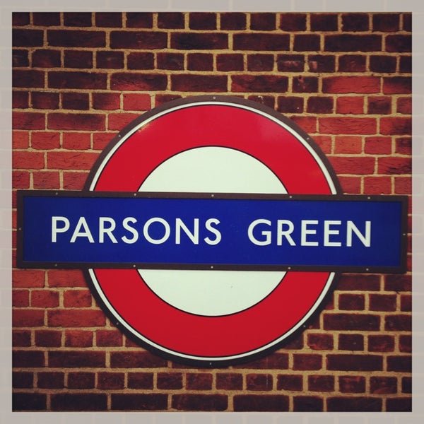 Parsons Green London Underground Station - Metro Station in London