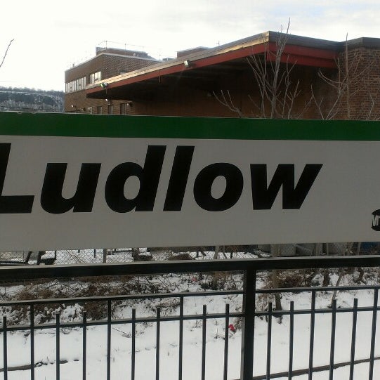 Metro North - Ludlow Train Station - Train Station in Yonkers
