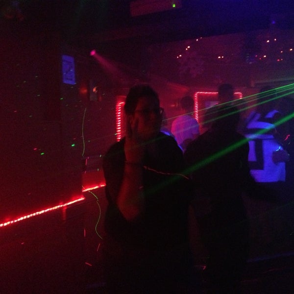 Flame Bar & Nightclub - Gay Bar in Luton