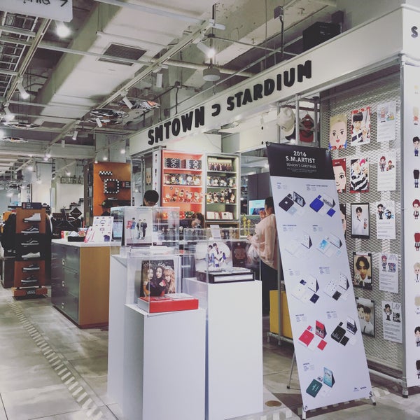 SM TOWN POP-UP STORE (Now Closed) - Music Store in 명동
