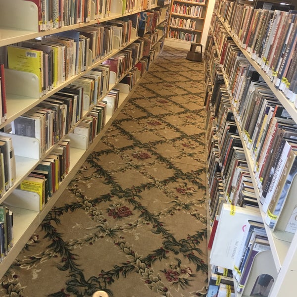 Toronto Public Library (Barbara Frum Branch) - Englemount-Lawrence - 5 ...