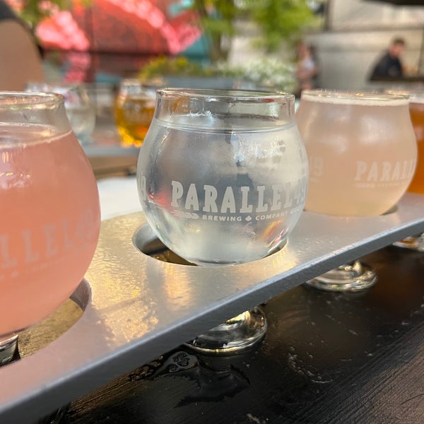 Parallel 49 Brewing Co. - Grandview-Woodland - 1946 Triumph St