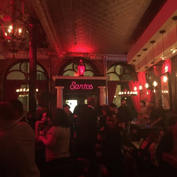 Photos at Santos Tapas Bar - Vieux-Montréal - 34 tips