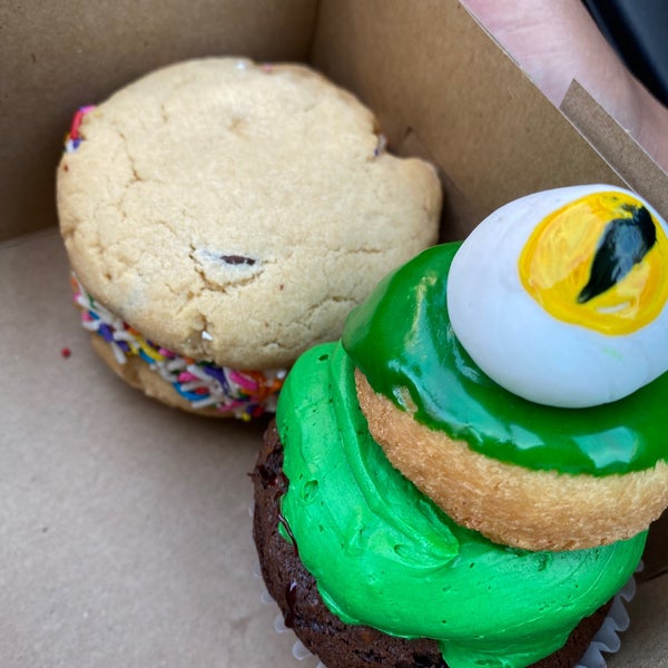 Punk Rock Pastries - 5548 Hastings St