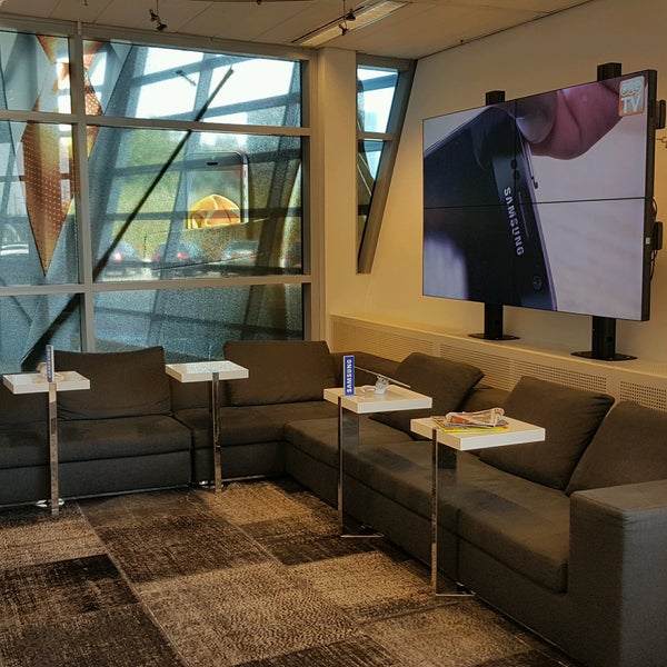 PHC tailored telecom - Flight Forum - Eindhoven, Noord-Brabant