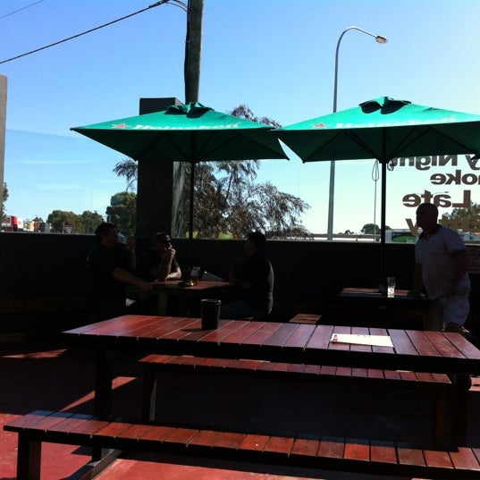 Odin Tavern Sports Bar & Bistro - Pub