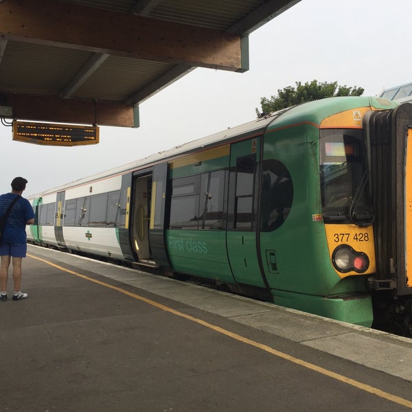 Photos at Littlehampton Railway Station (LIT) - Rail Station in ...