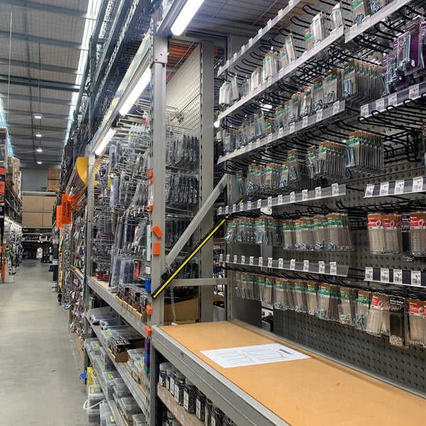Mitre 10 Mega - Hardware Store