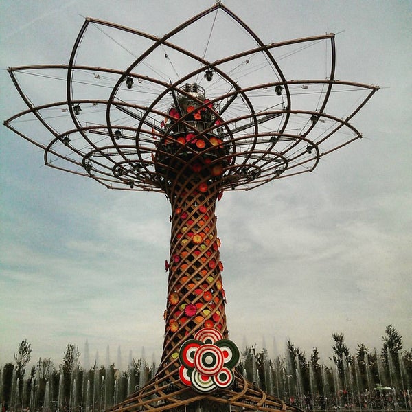 Albero della Vita - Lake Arena