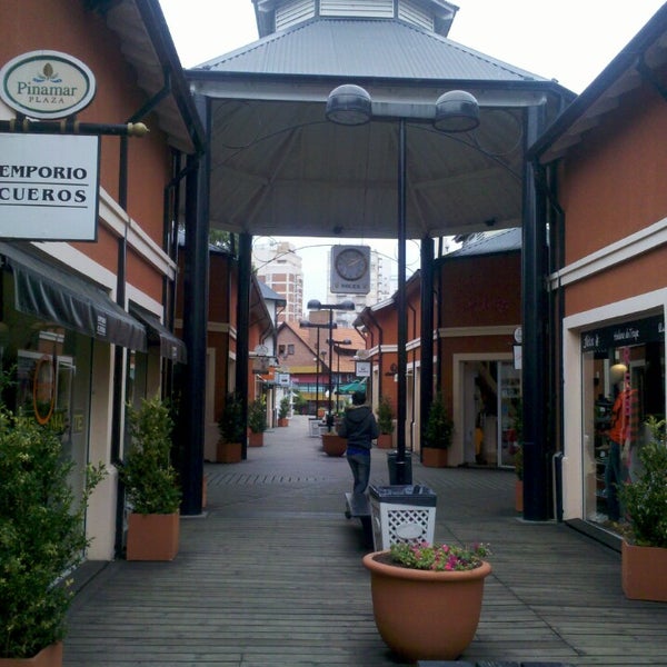 Galería Pinamar Plaza - Shopping Mall
