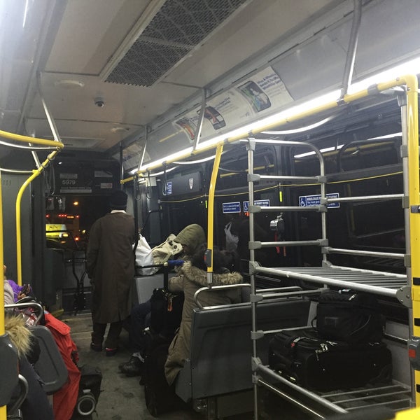 MTA Bus - M60 (LaGuardia Airport) - LGA stop - LGA Airport