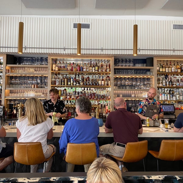 Easy Bistro & Bar - Downtown Chattanooga - 35 tips from 1129 visitors