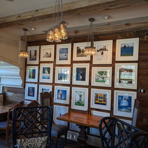 White Dog Cafe - American Restaurant in Wayne