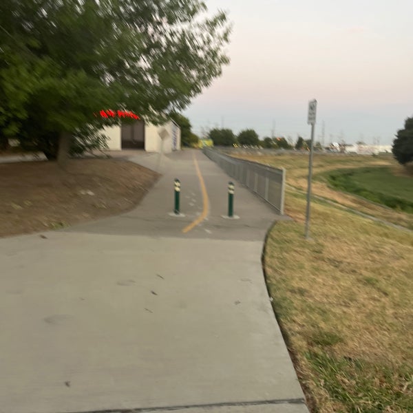 Trinity Strand Trail - 1 tip from 104 visitors