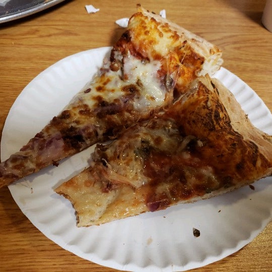 Genoa Pizza and Bar - Downtown Pittsburgh - 111 Market St