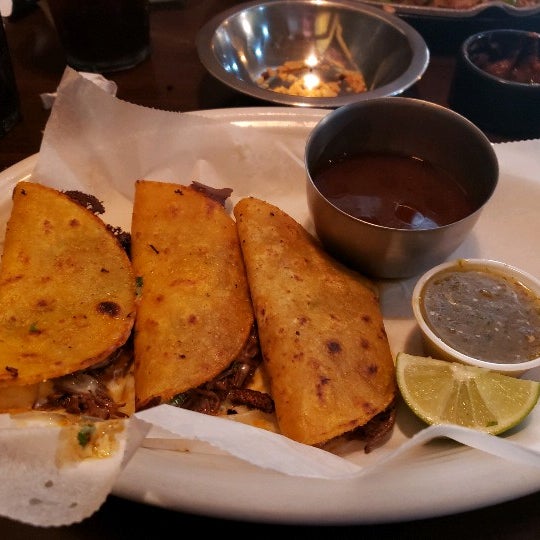 Plaza Azteca - Mexican Restaurant