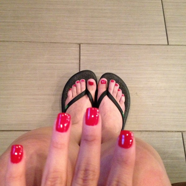 Resort Nails & Spa - Spa