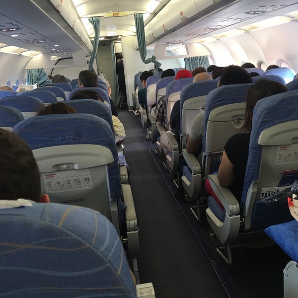 Philippine Airlines Flight PR 737 BKK-MNL - 1 tip