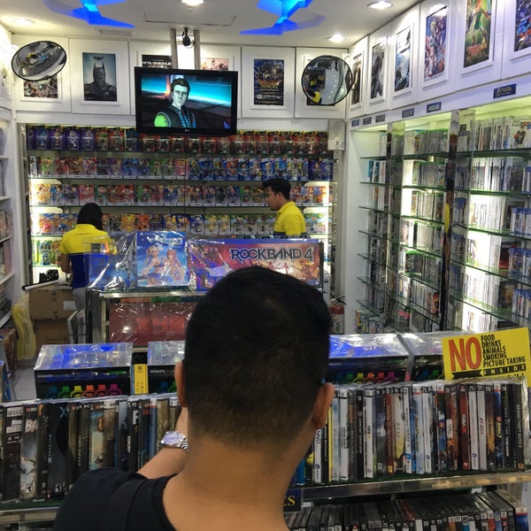 DataBlitz - Poblacion - 3 tips from 345 visitors