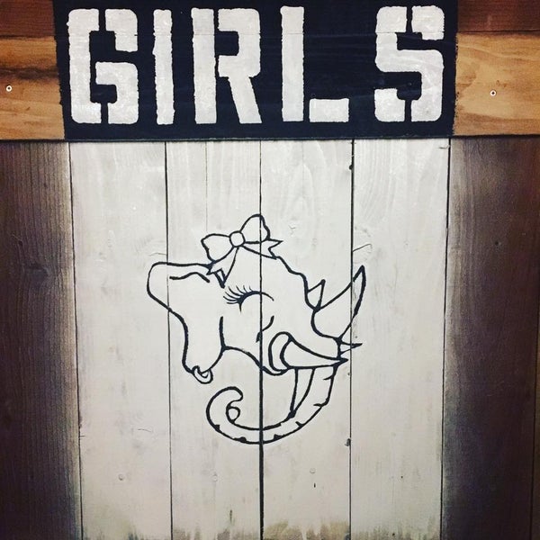 The Eliphino Dive and Dine (Now Closed) - Bar in Las Vegas