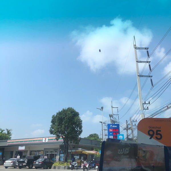 PTT Station (พีทีที สเตชั่น) - Fuel Station in Doi Saket
