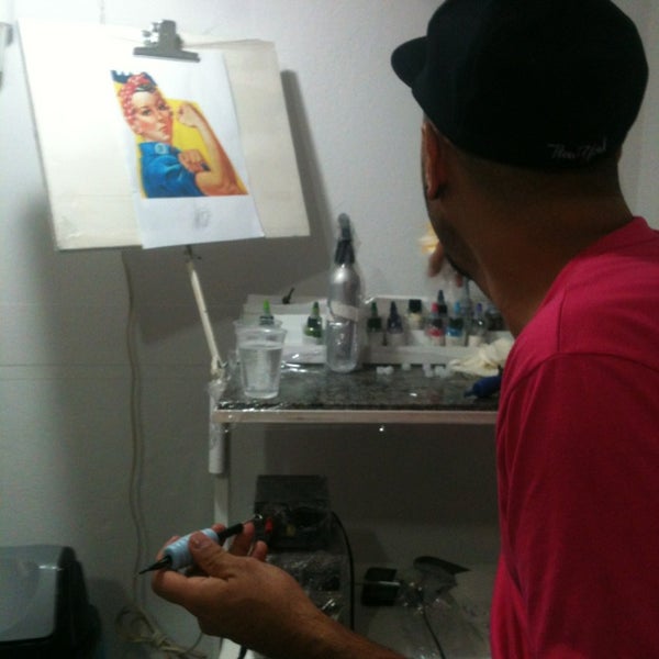 Igor Tattoo - Tattoo Parlor