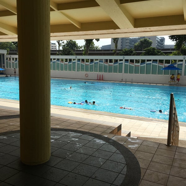 Yishun Swimming Complex - Swimming Pool in Yishun