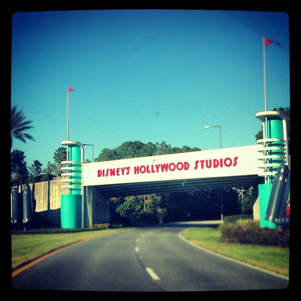 Main Entrance Hollywood Studios - Walt Disney World Resort - Disney's ...