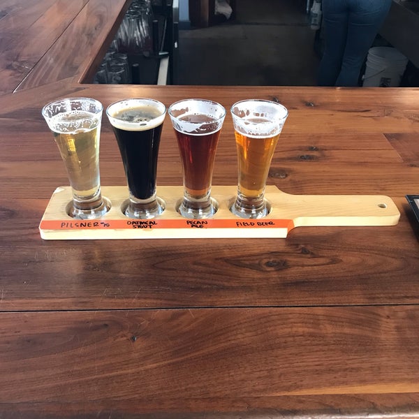 Photos at Tractor Brewery Pub - Nob Hill - 31 tips