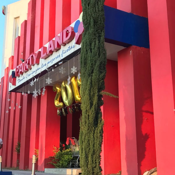 Party Land - 8 tips from 713 visitors