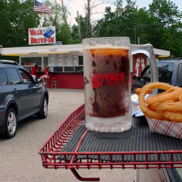 Val's Drive-in - 8 tips from 99 visitors
