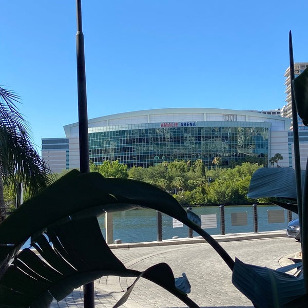 Cafe Dufrain - Harbour Island - 39 tips from 970 visitors