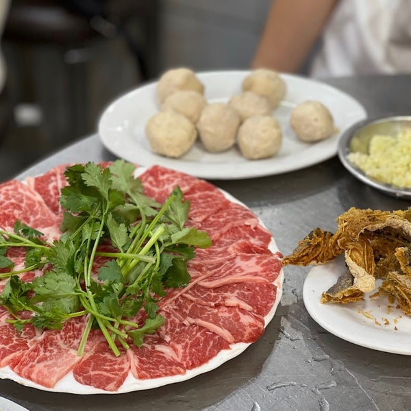 Fong Wing Kee - Hotpot Restaurant in Kowloon City