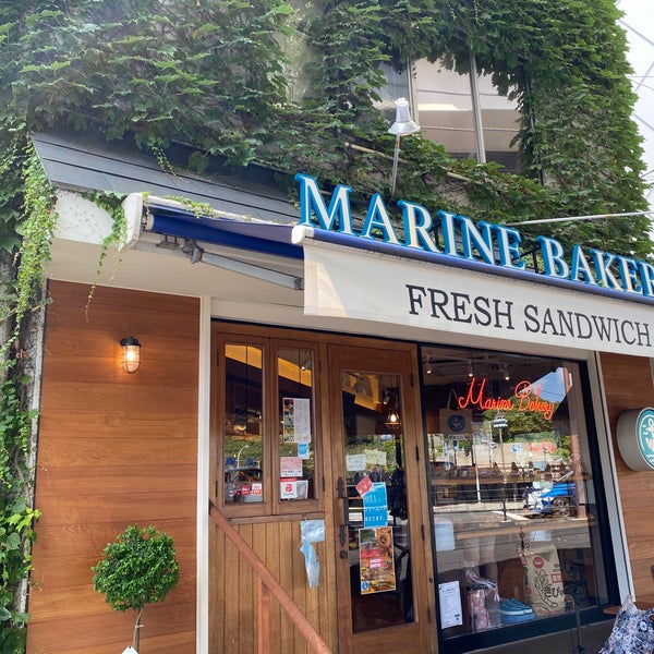 MARINE BAKERY - Bakery in 横浜市中区