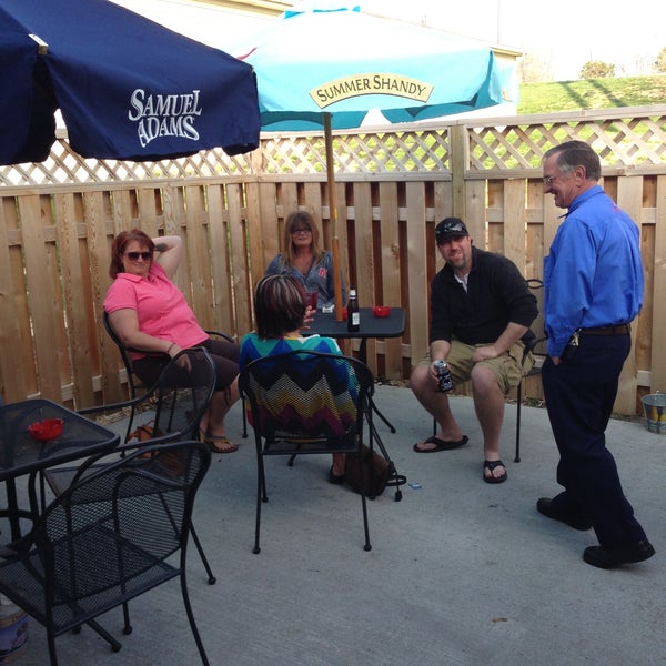 Hylander Bar & Grill - Bar in Highlands
