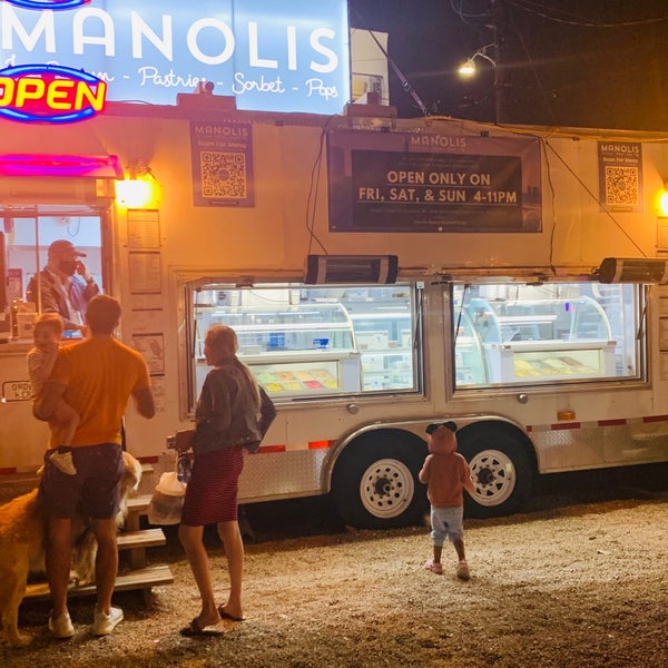 Manolis Ice Cream Pastries & Cakes - Oak Hill - Austin, TX