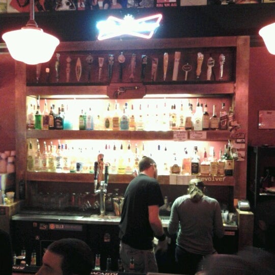 Revolver Bar & Lounge - Riverside - 8 tips