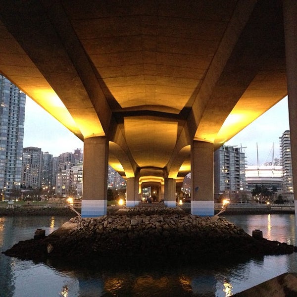 Cambie Street Bridge - Bridge in Vancouver