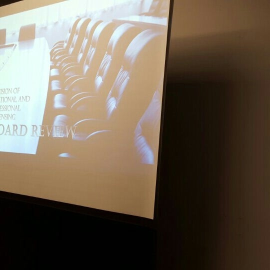 DOPL - Government Building in Central City